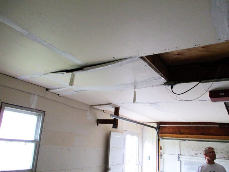 6 Tips for Repairing Cracks In Garage Ceiling - Expert Home Report