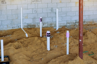 How to Identify Signs of a Clogged Crawl Space Sewer Line - Expert Home ...